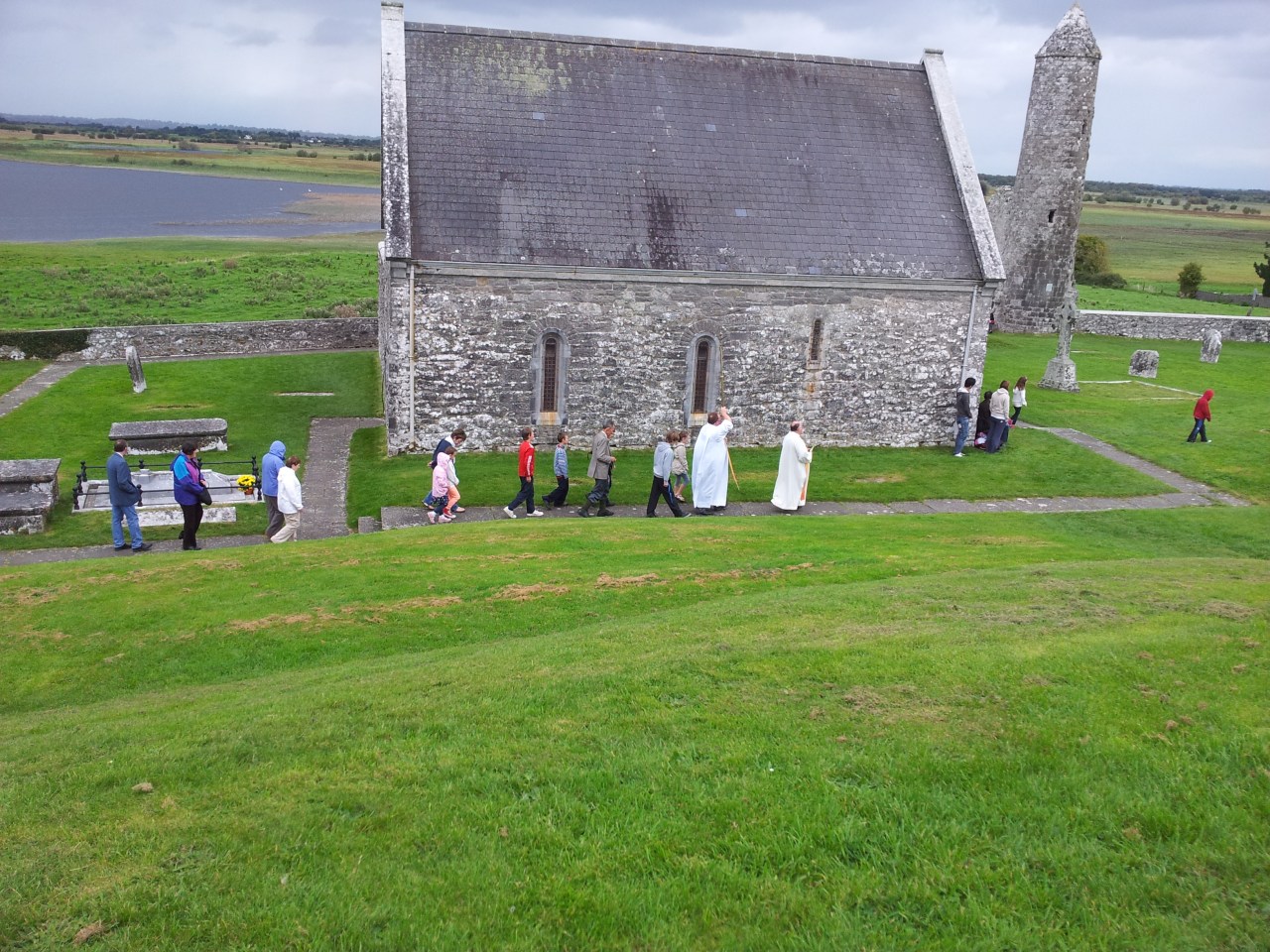 The Pattern Day at Clonmacnoise « Pilgrimage In Medieval Ireland