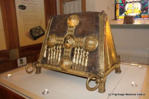 St Manchan’s shrine « Pilgrimage In Medieval Ireland